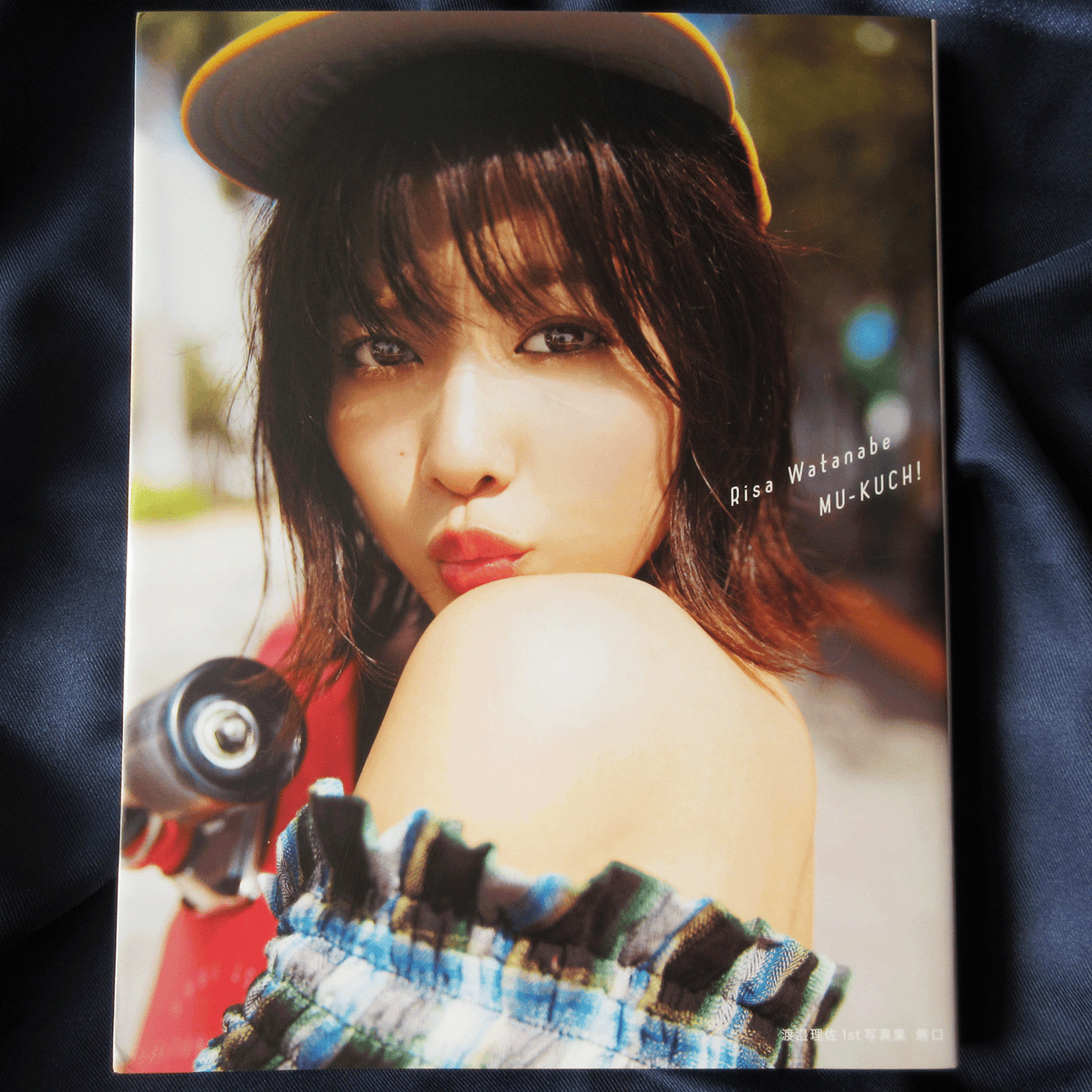 Risa Watanabe Photo Book "Mukuchi " / Keyakizaka46 – MOYASHI JAPAN BOOKS